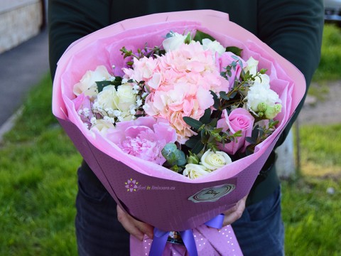 Florarie Timisoara online | Livrare flori la domiciliu in 2 ore